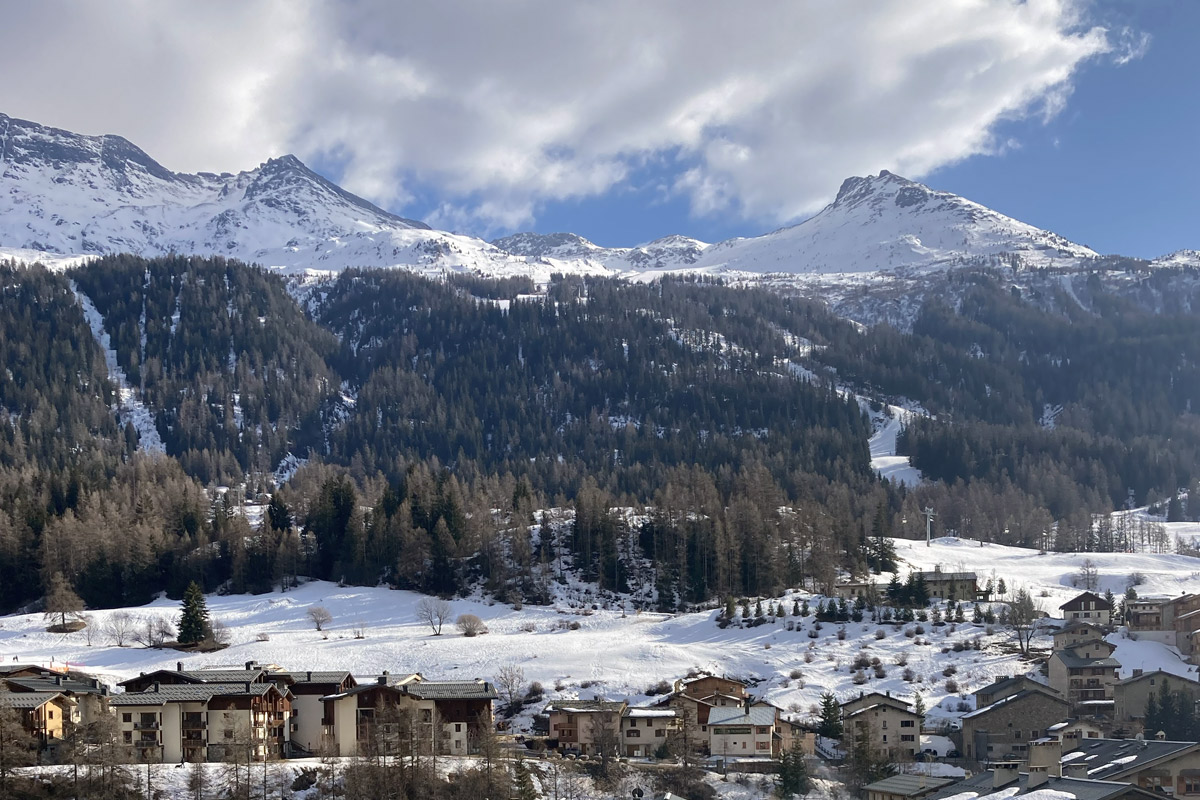 Family Skiing in Val Cenis - Own the Trail
